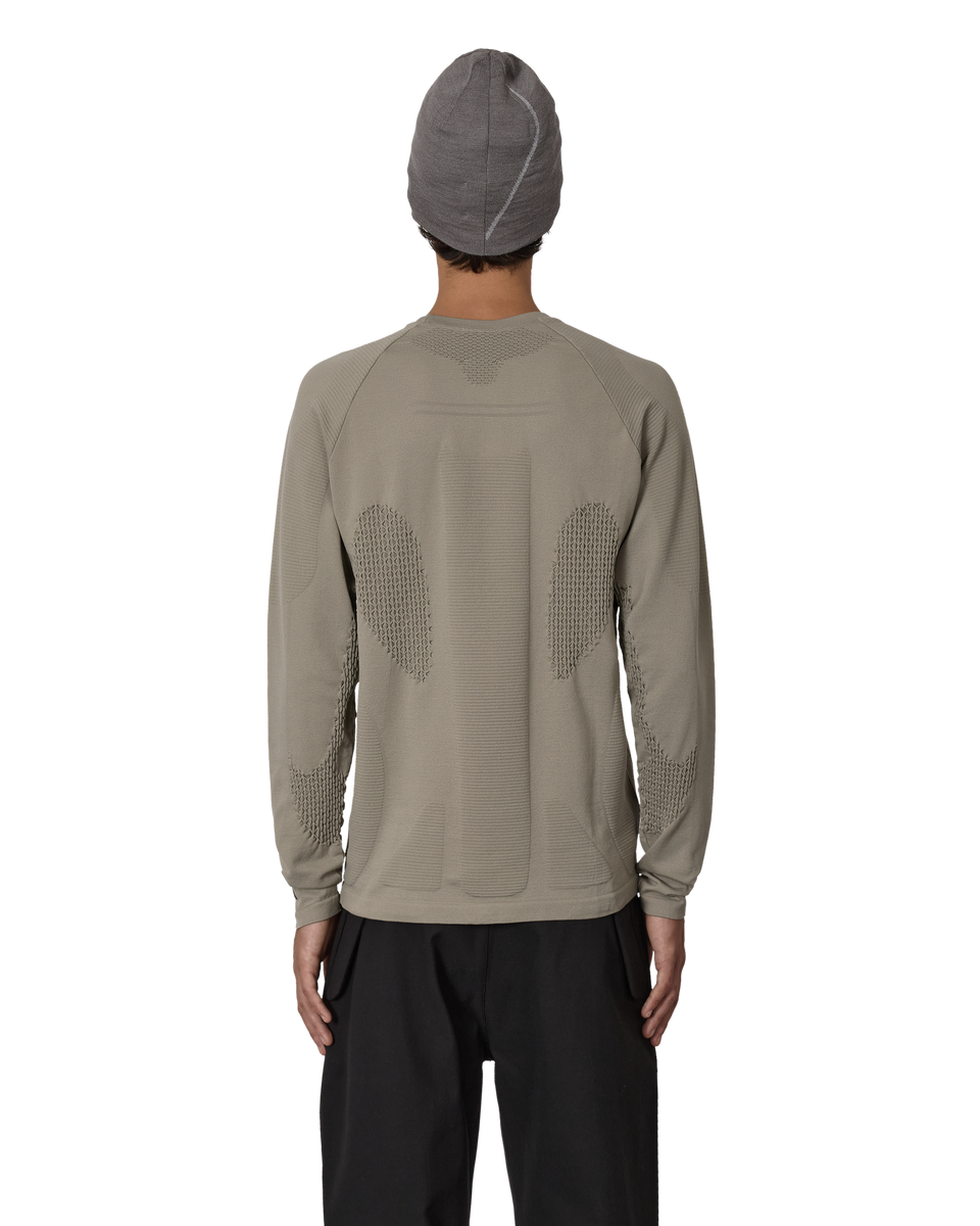 Aune Seamless Knit Long Sleeve – ROA