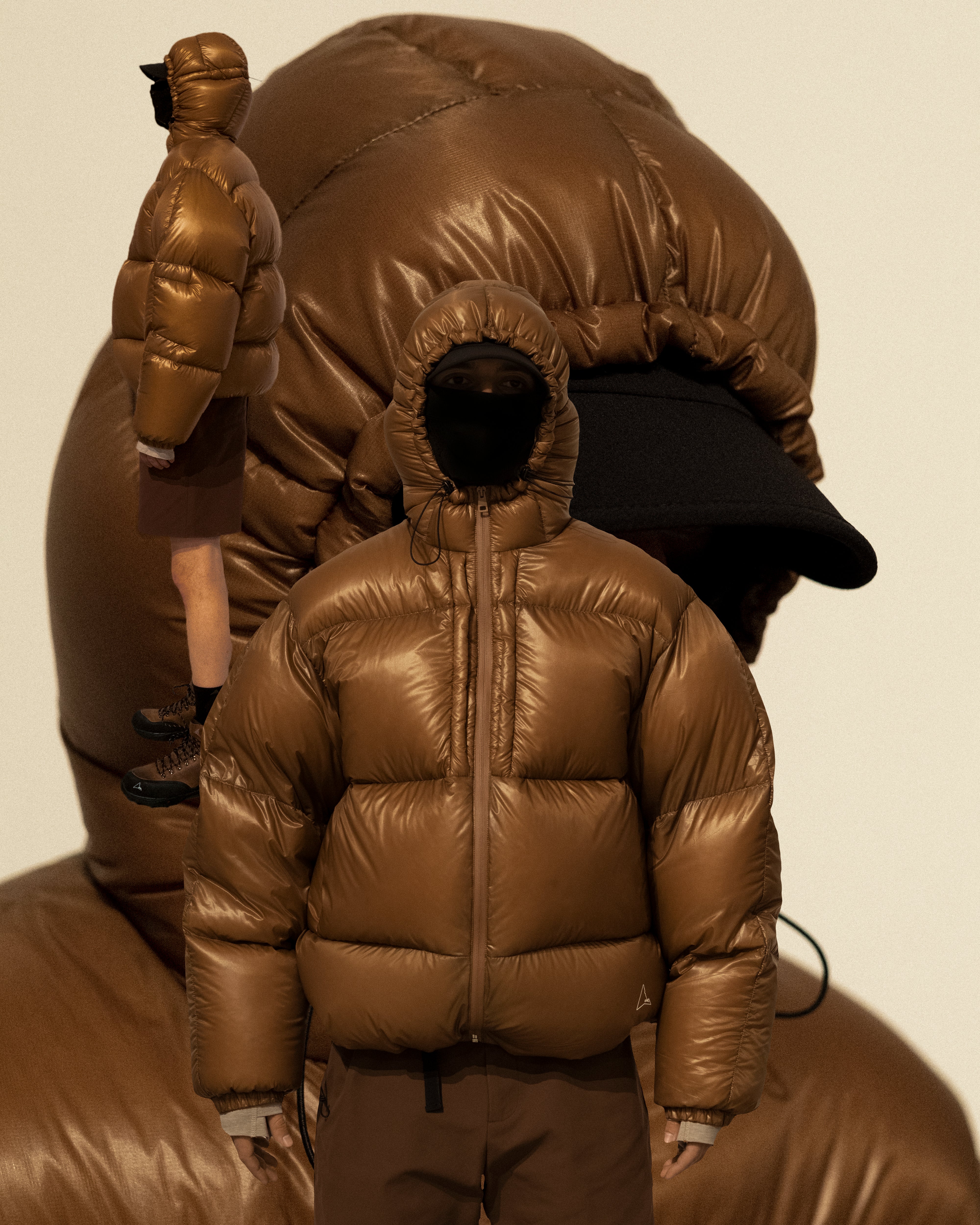 FW22 Campaign – ROA