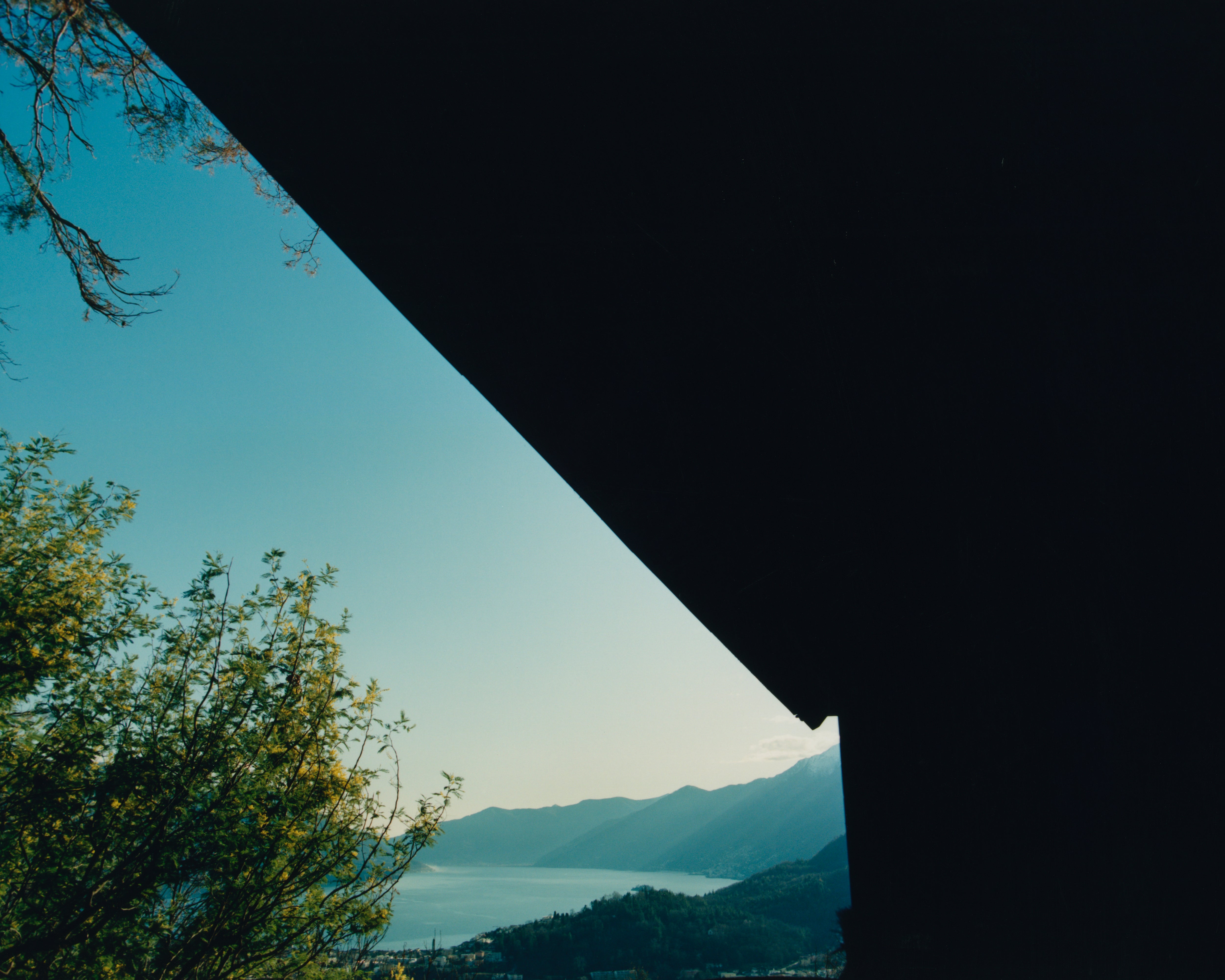 FW24 Campaign – ROA