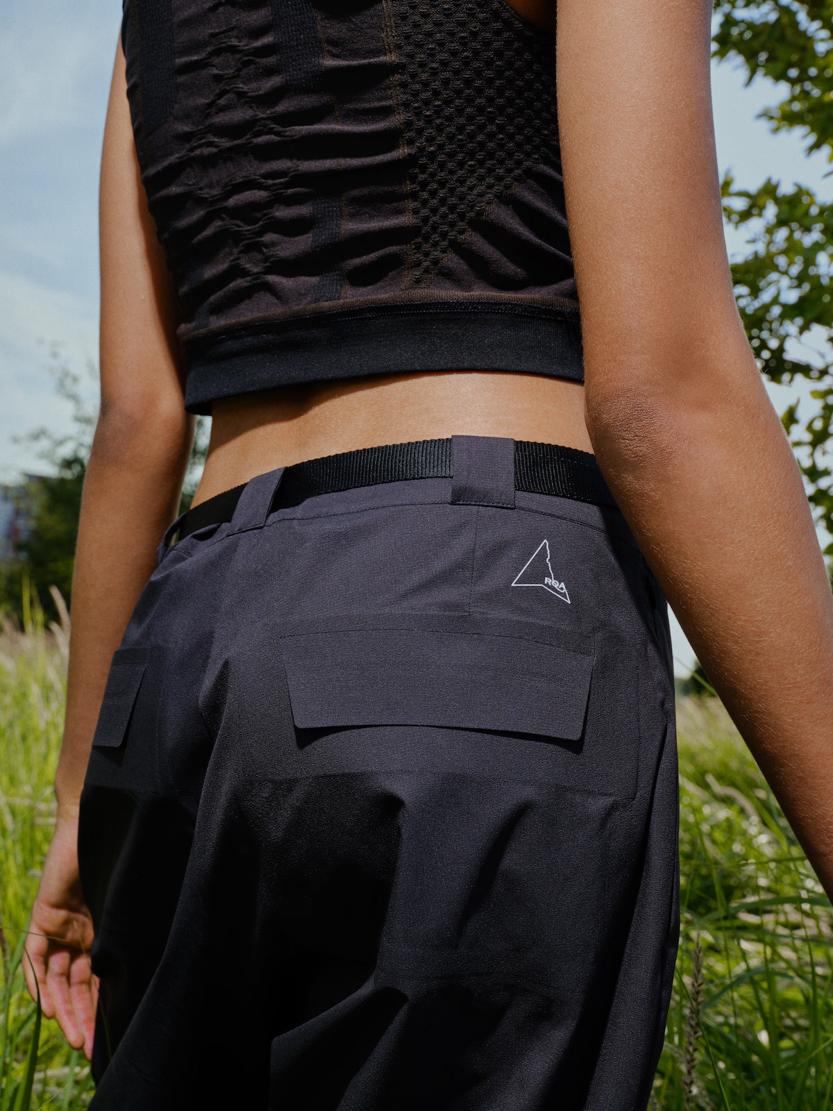 A hybrid attitude towards the landscape | ROA Official Store
